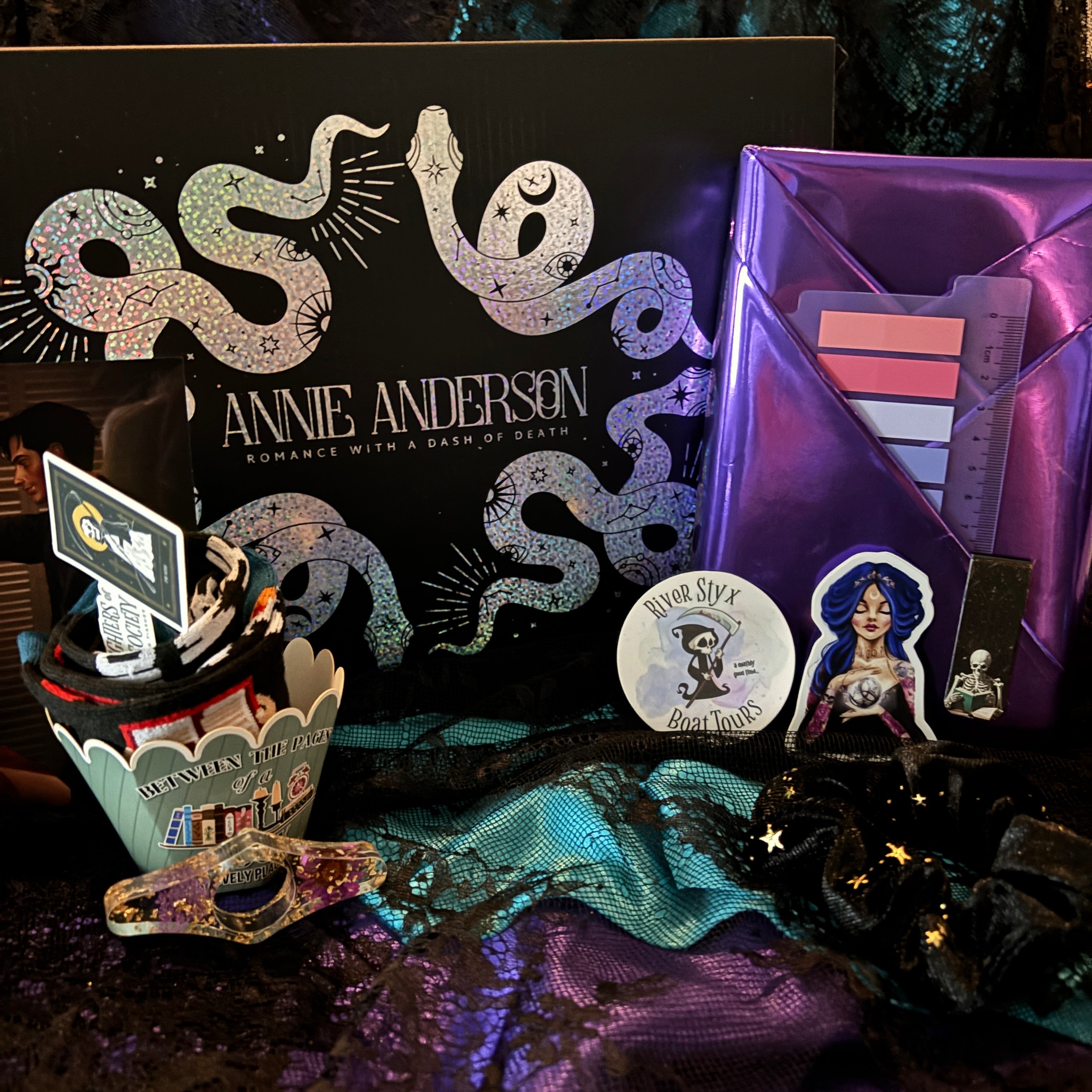 Blind Date With A Book Box – Annie Anderson Store